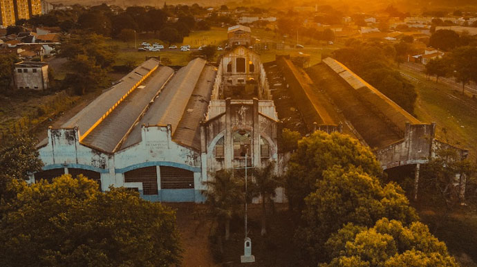 Assisense propõe revitalização da antiga oficina da FEPASA em trabalho ...